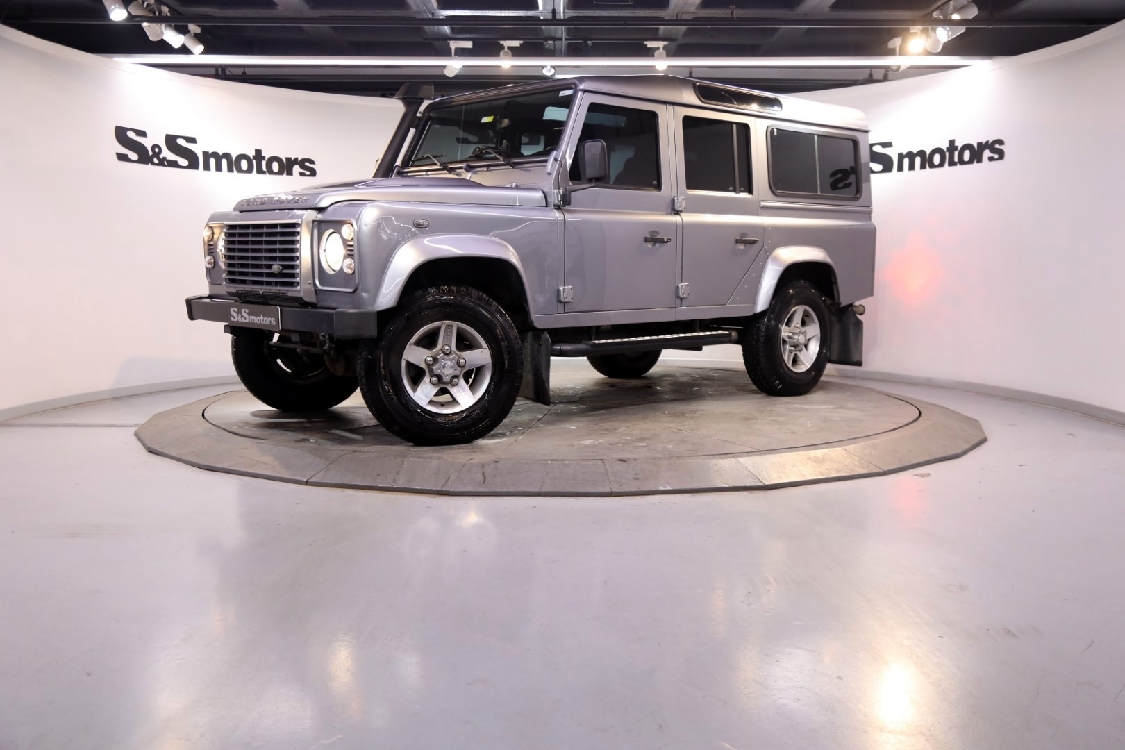 Land Rover Defender 110 2.2 TDCi