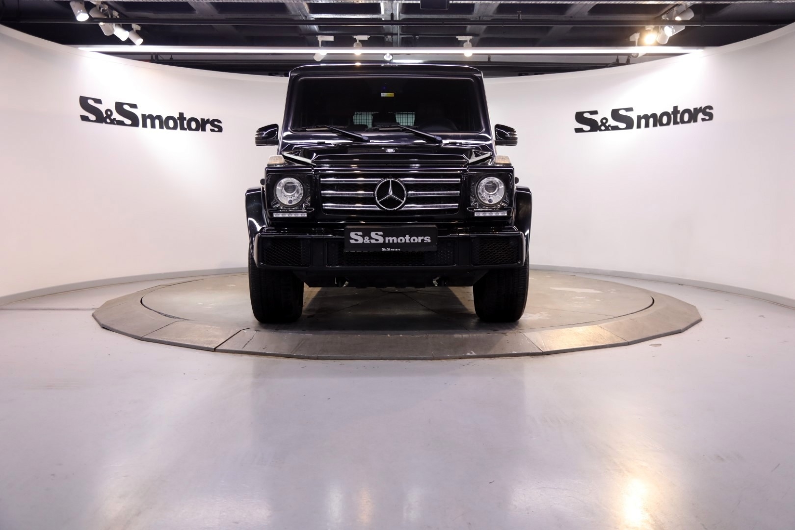 Mercedes Benz G 350d AMG