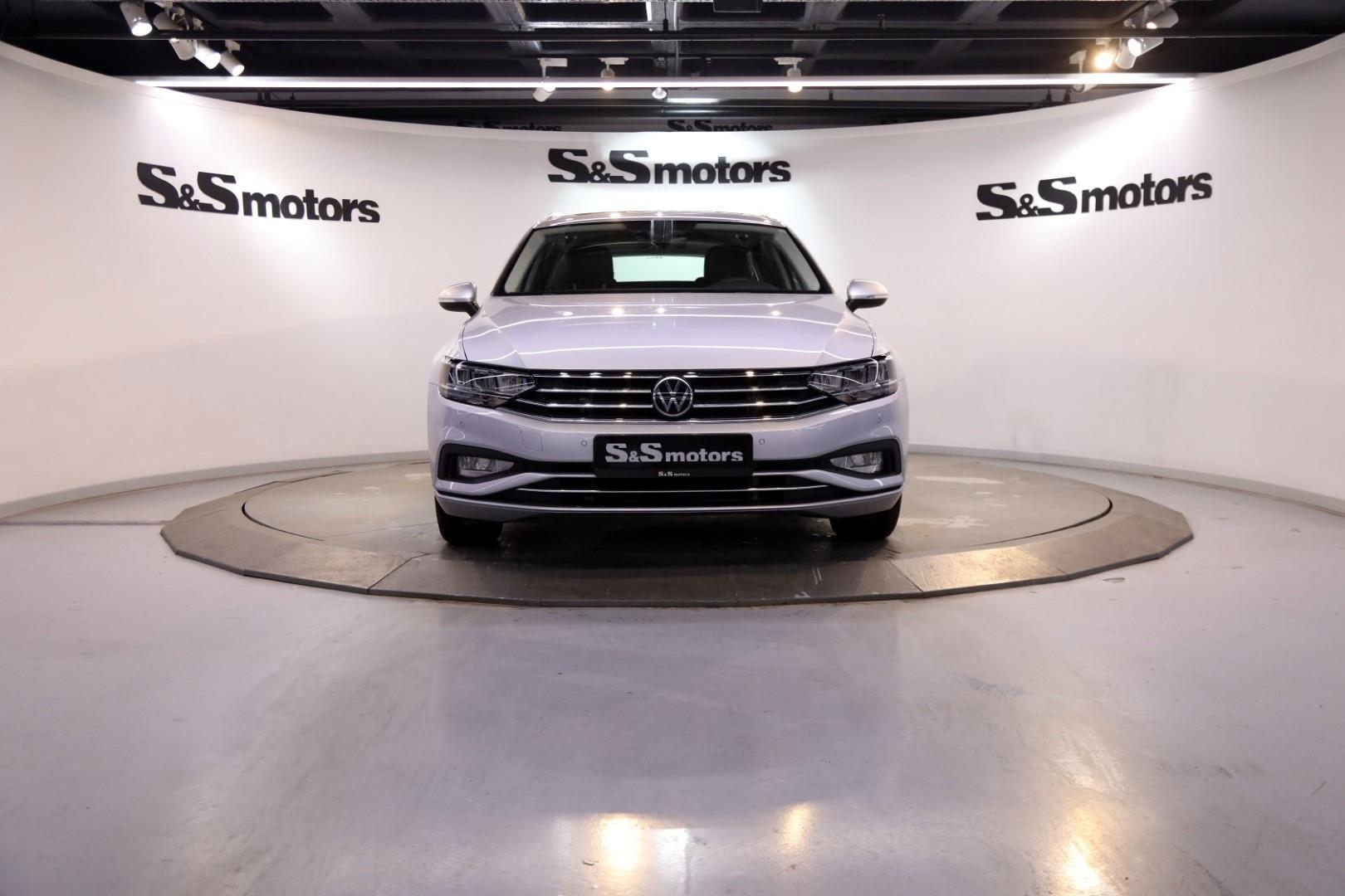 Volkswagen Passat Variant 1.5 TSI Business & DSG