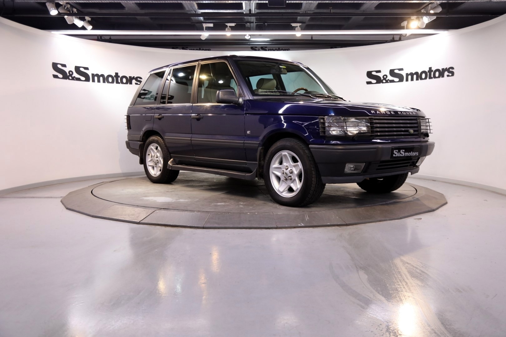 Land Rover Range Rover 4.6 HSE