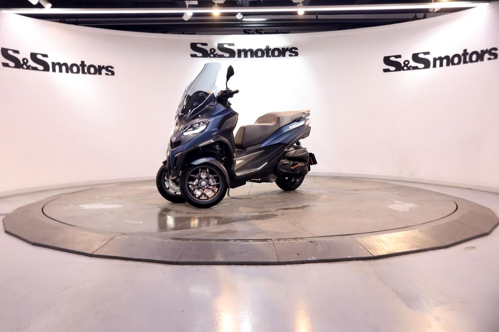 Piaggio MP3 530 HPE Exclusive