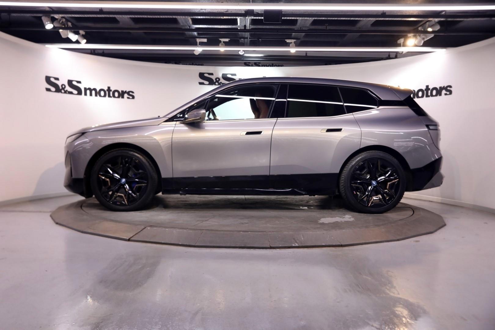 Bmw iX xDrive 50 First Edition Sport