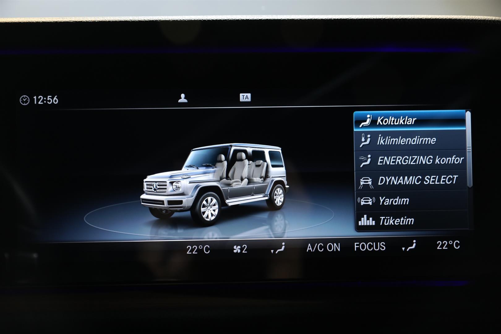 Mercedes Benz G 400d AMG