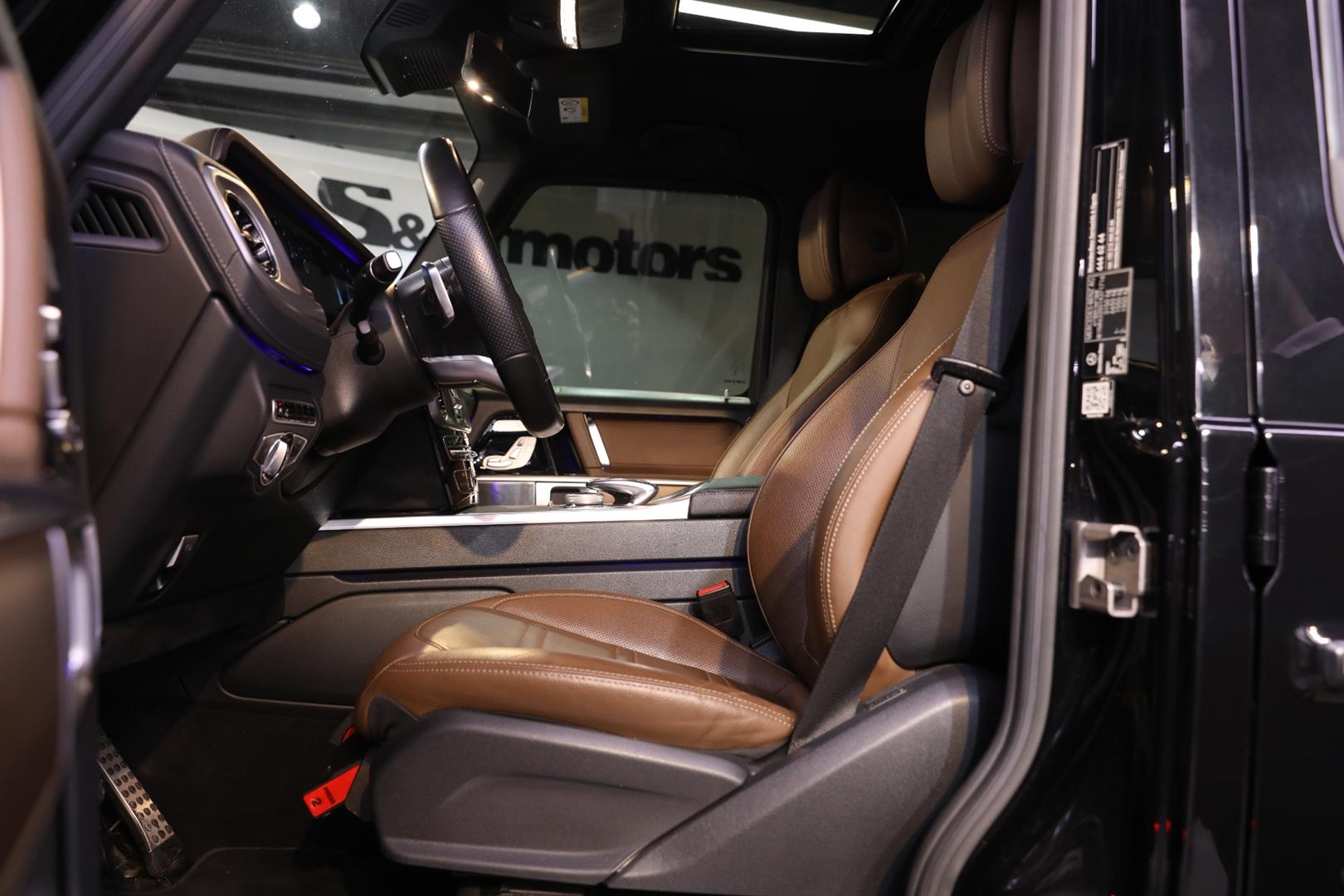 Mercedes Benz G 400d AMG