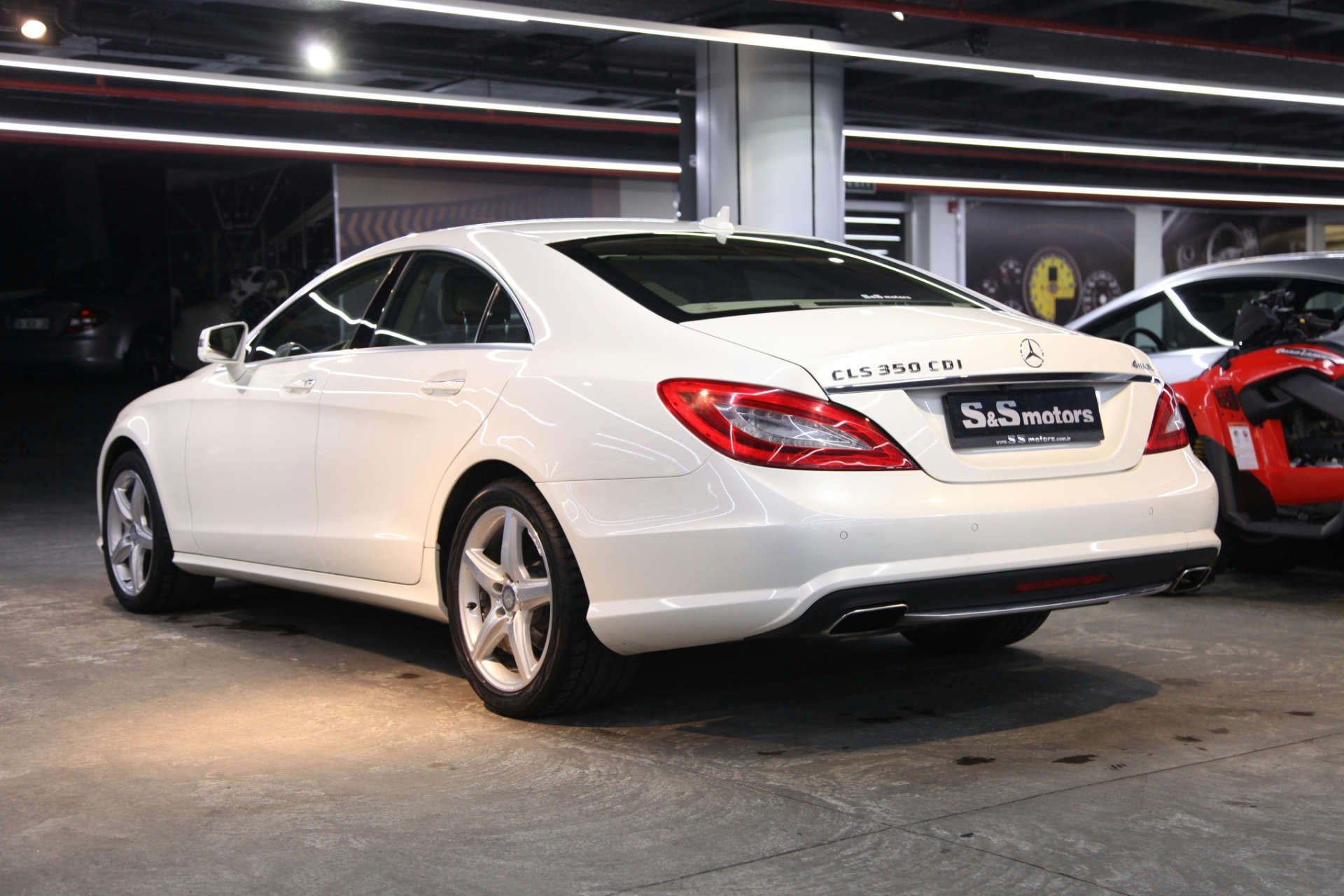 Mercedes Benz CLS 350 CDI 4Matic AMG