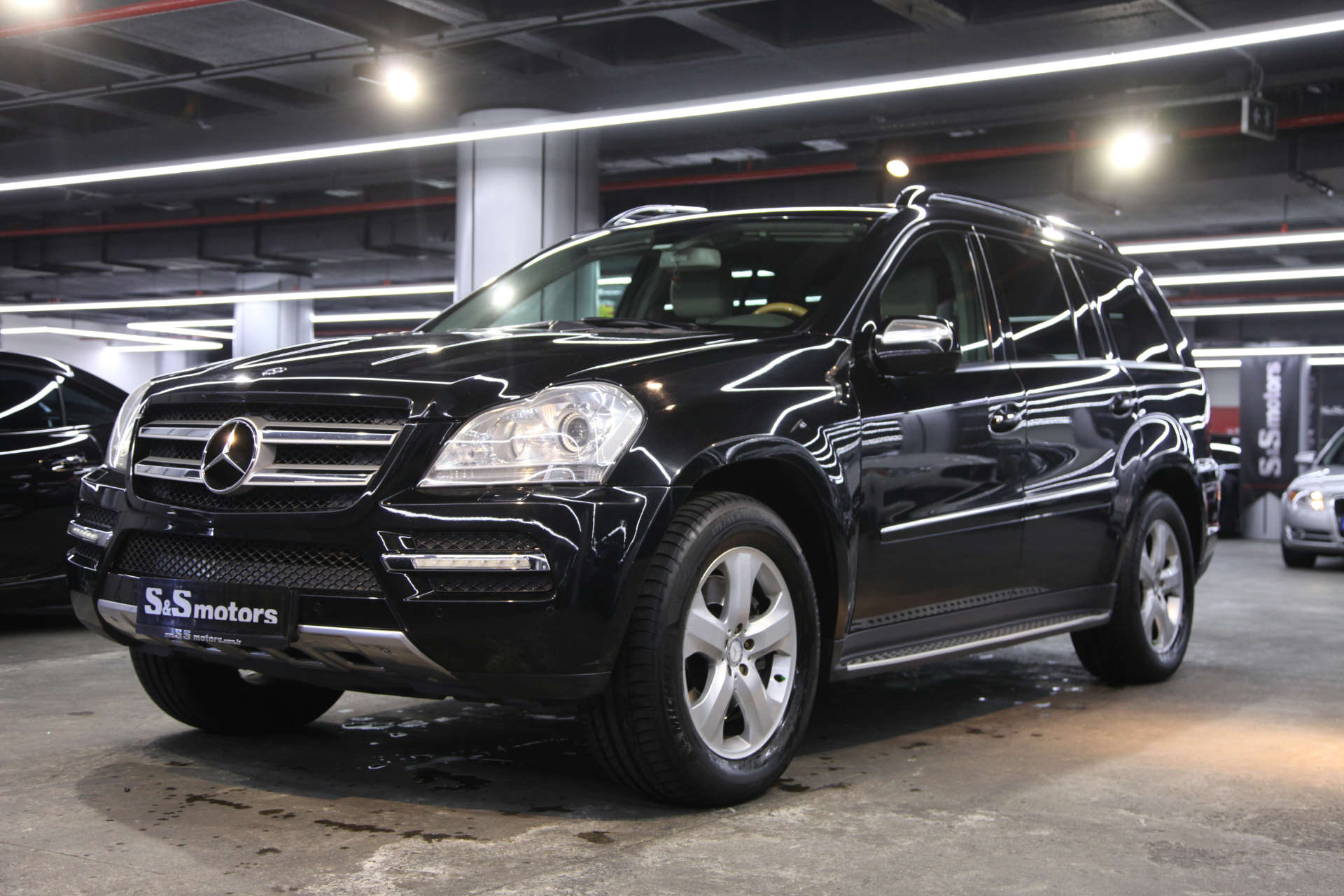 Mercedes Benz GL 450 CDI 4Matic