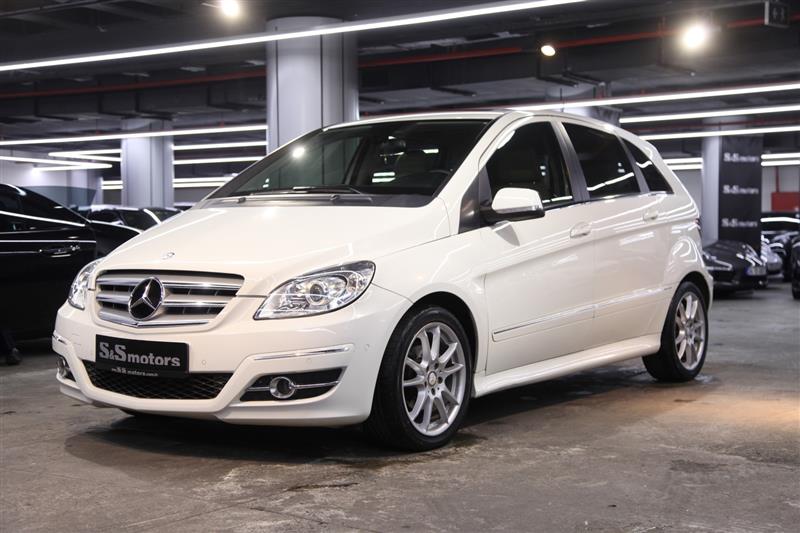 Mercedes Benz B 160