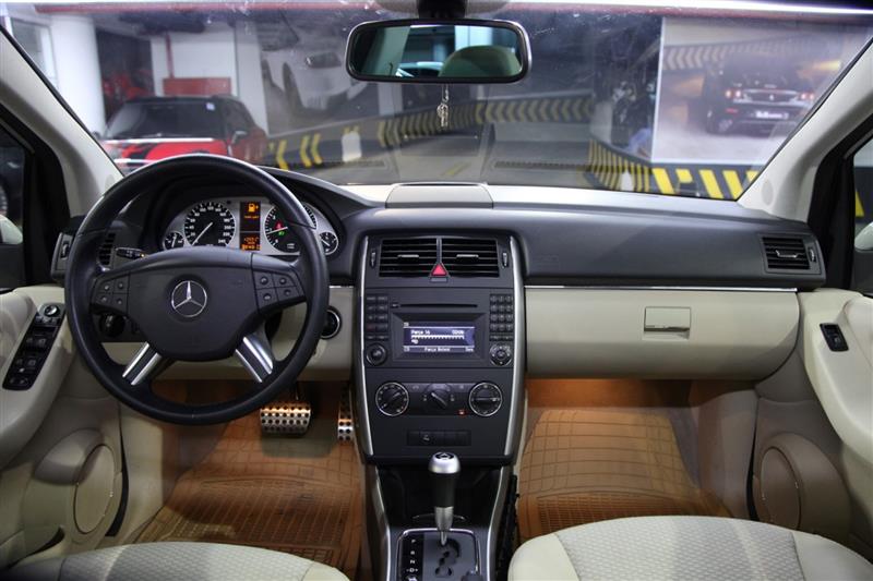 Mercedes Benz B 160