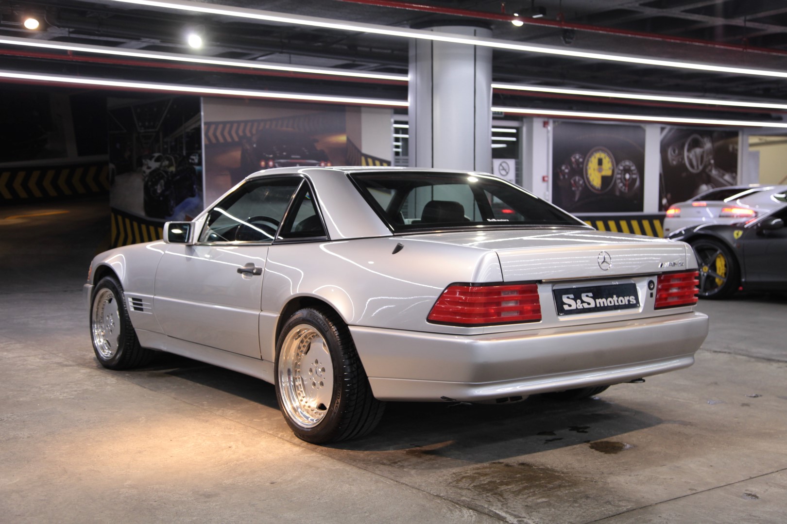 Mercedes Benz SL 60 AMG