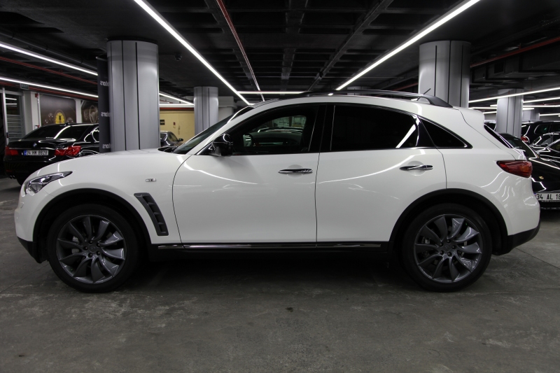 Infiniti FX 37 S